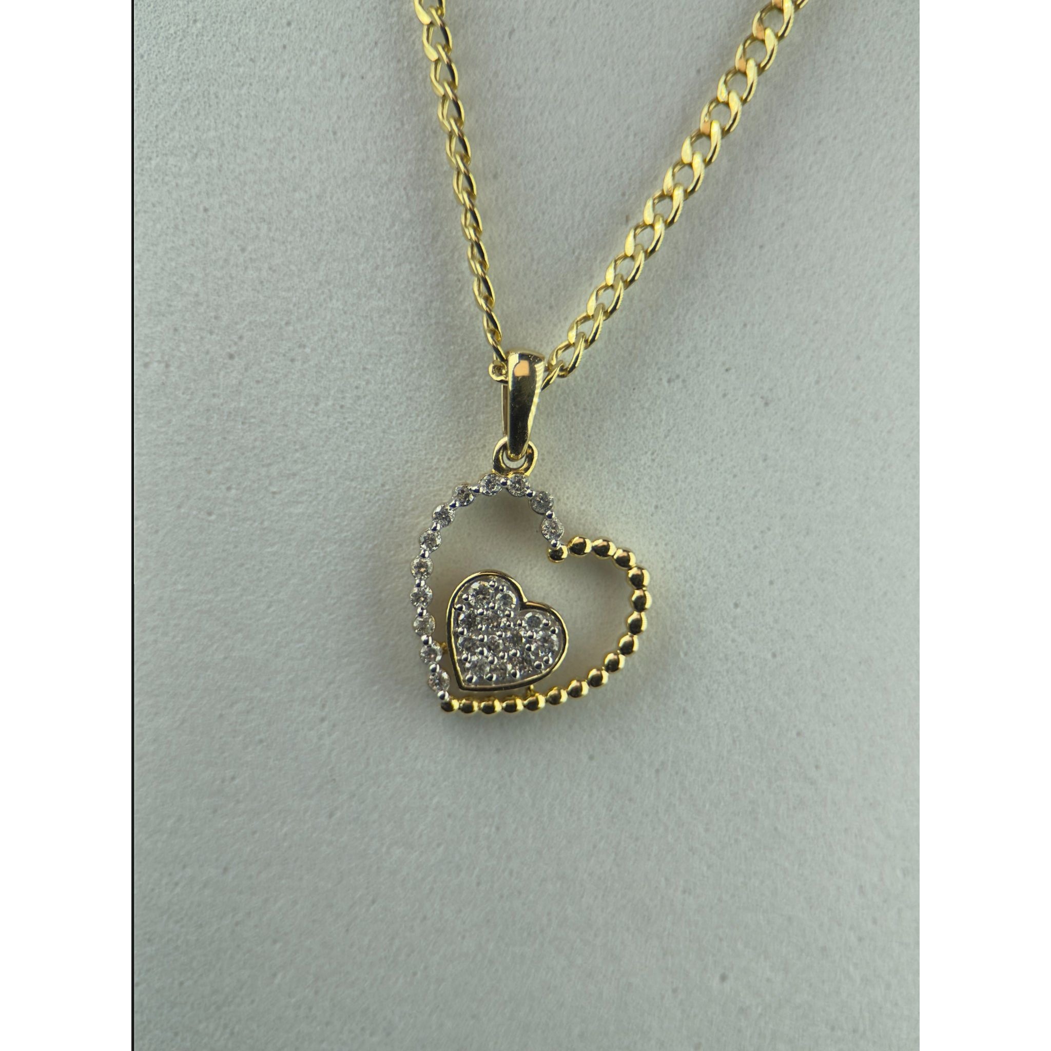 DR1062 - 10K Yellow Gold - Diamond - Pendant and Chain – DR4E